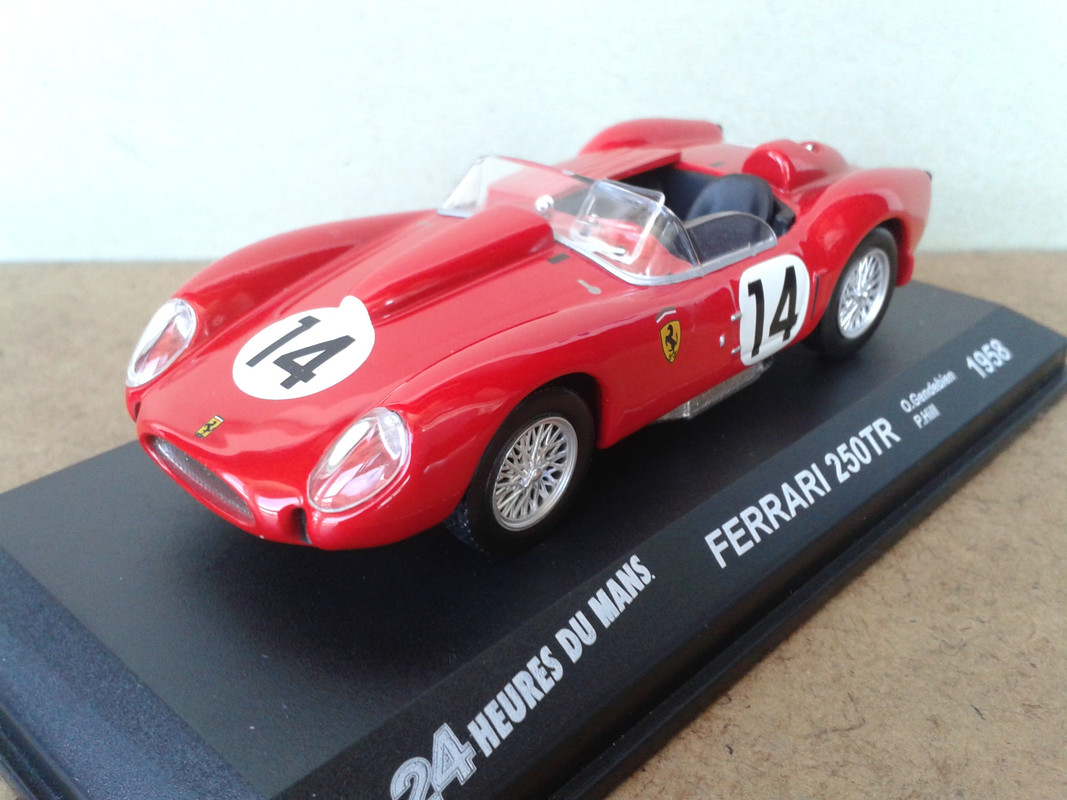 1958 Ferrari 250 Testa Rossa 58, Scuderia Ferrari, 1º 24 H Le Ma ...