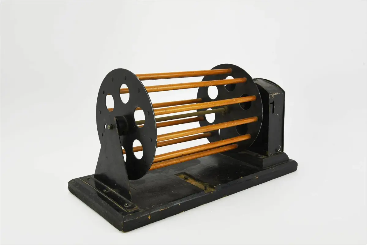 150249402 2 x — Postimages