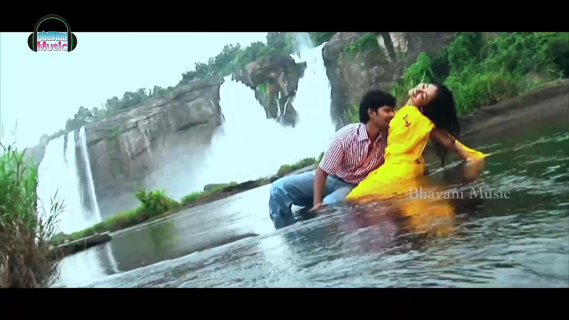 Unnimaya Hot Navel Song mkv snapshot 01 21 306 — Postimages