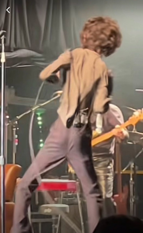 Are you guys keeping up with the Swiftologist vs Adam McIntyre drama over Sombr? - Base - ATRL