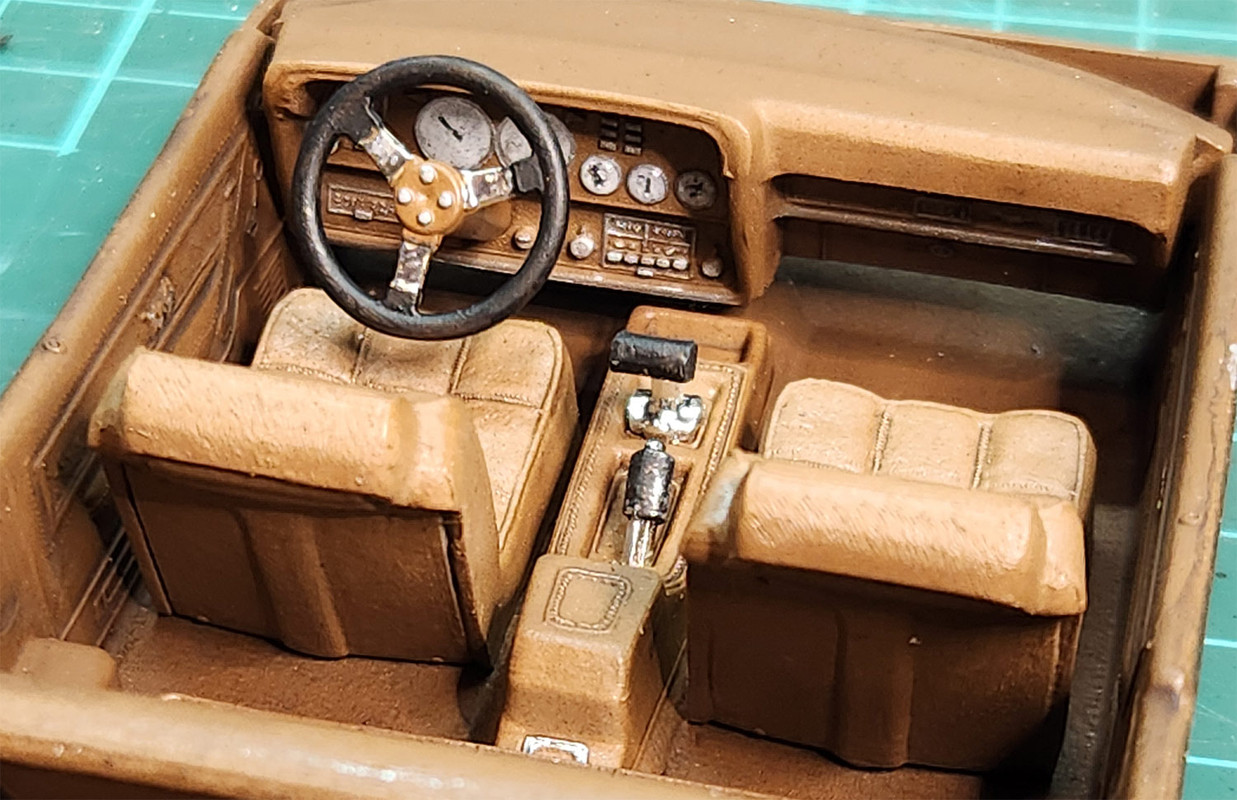 Mustang interior 3 — Postimages