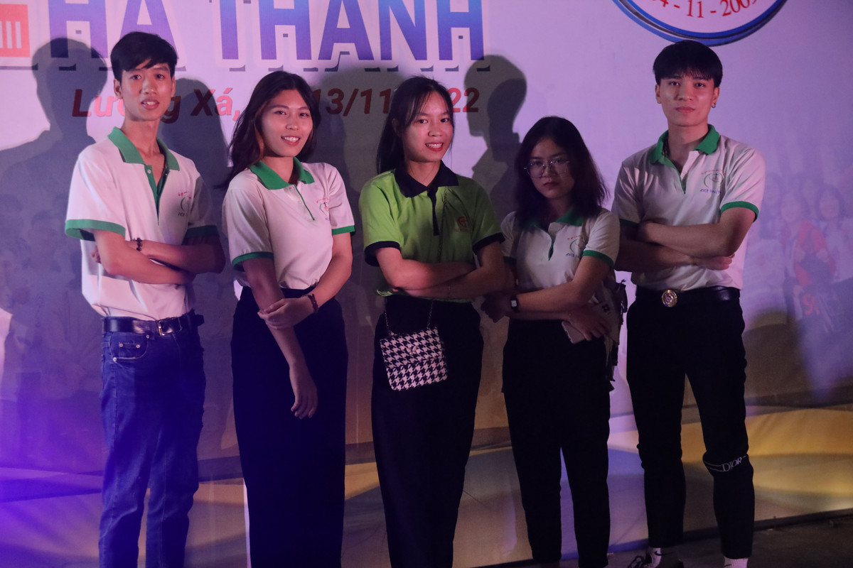 LAM 5113 — Postimages