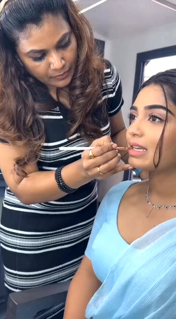 bhihsljk d — Postimages