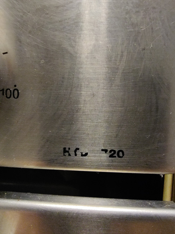 Can anybody help me identify this oven? : r/Appliances