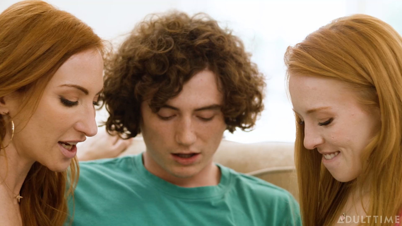 Sophia Locke Madi Collins Invite Your Little Friend Step Son MOMMYSBOY mp4 0004 — Postimages