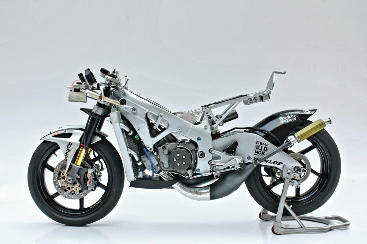 Hasegawa Honda RS250RW, '09 - Last two-stroke 250cc Championship ...