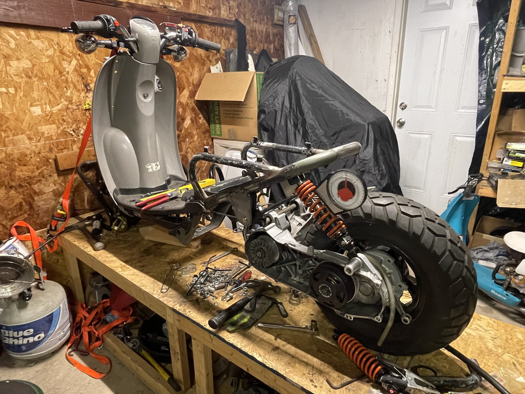 1 E1 E999 A 9 A09 445 E 914 E 985 A66 E844 CE — Postimages