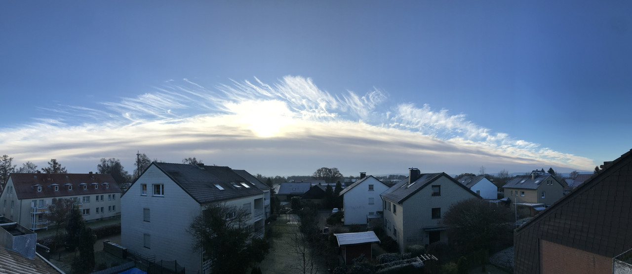 F5 B7 EC61 F452 4 E4 B 9 E60 A4 D0 D7 F89659 — Postimages