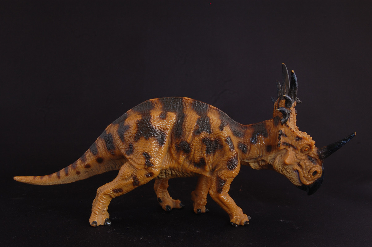 Favorite Dinosaur Soft Model Styracosaurus 2012 — Postimages