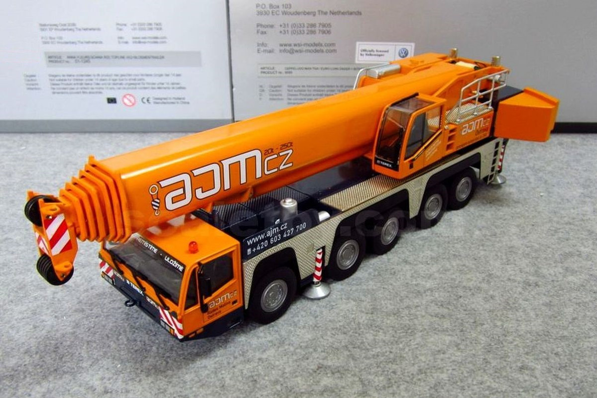 Demag AC 200 1 Malina NZG 1ku50 1b — Postimages
