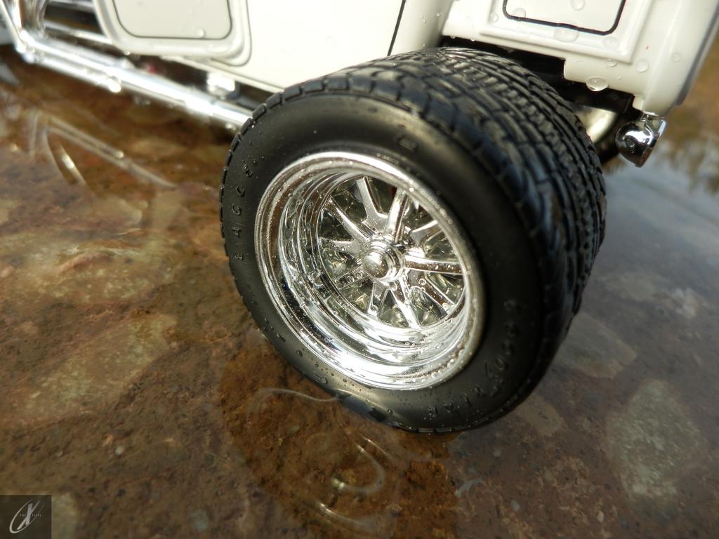 The X-Clinic: Ford Model T-Bucket FINISHED! | DiecastXchange Forum