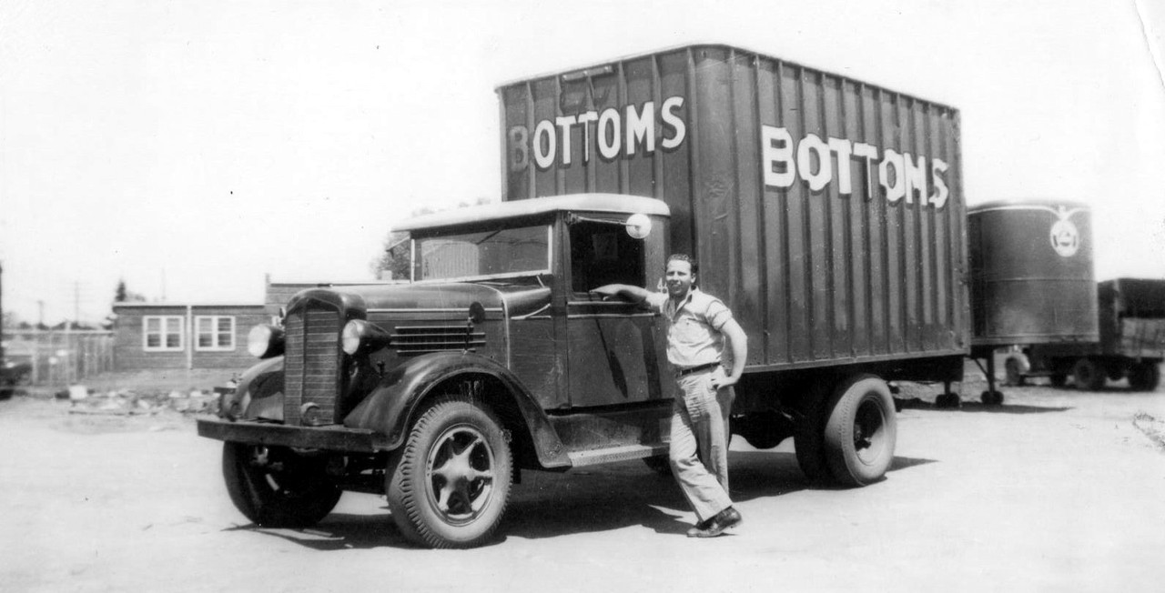 What Am I 5567 Corbitt 1930's Bottoms Ken Stegall FB — Postimages