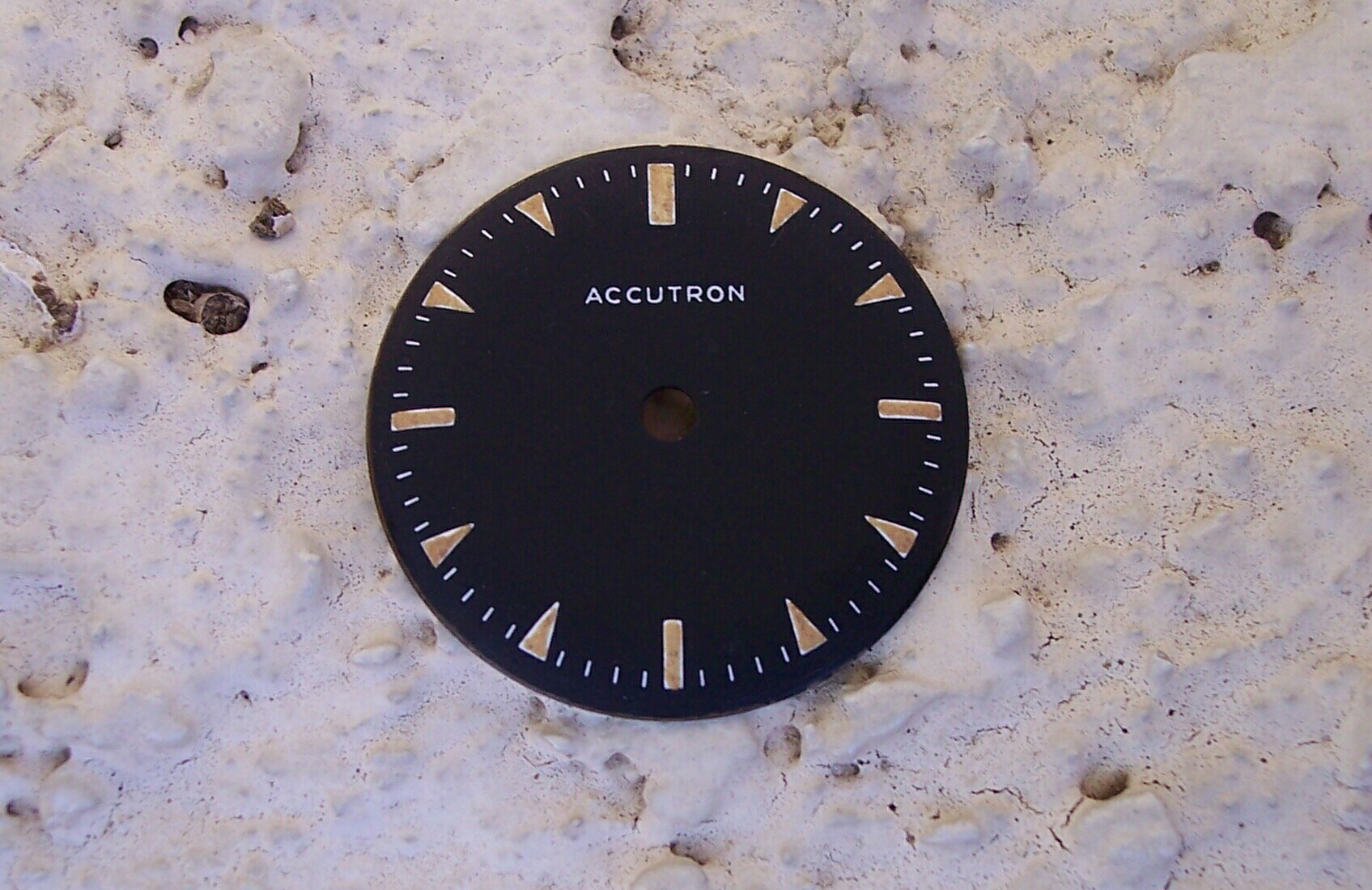 Astronaut M2 2nd Gen Dial Front — Postimages