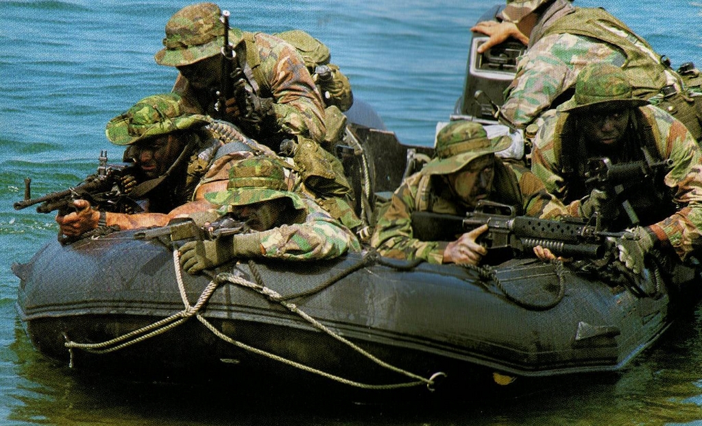 Photos - US Navy S.E.A.L.S. | Page 5 | A Military Photo & Video Website