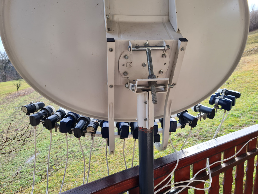 My first toroidal 90 multi dish install with 20 lnbs Page 28 Satellites