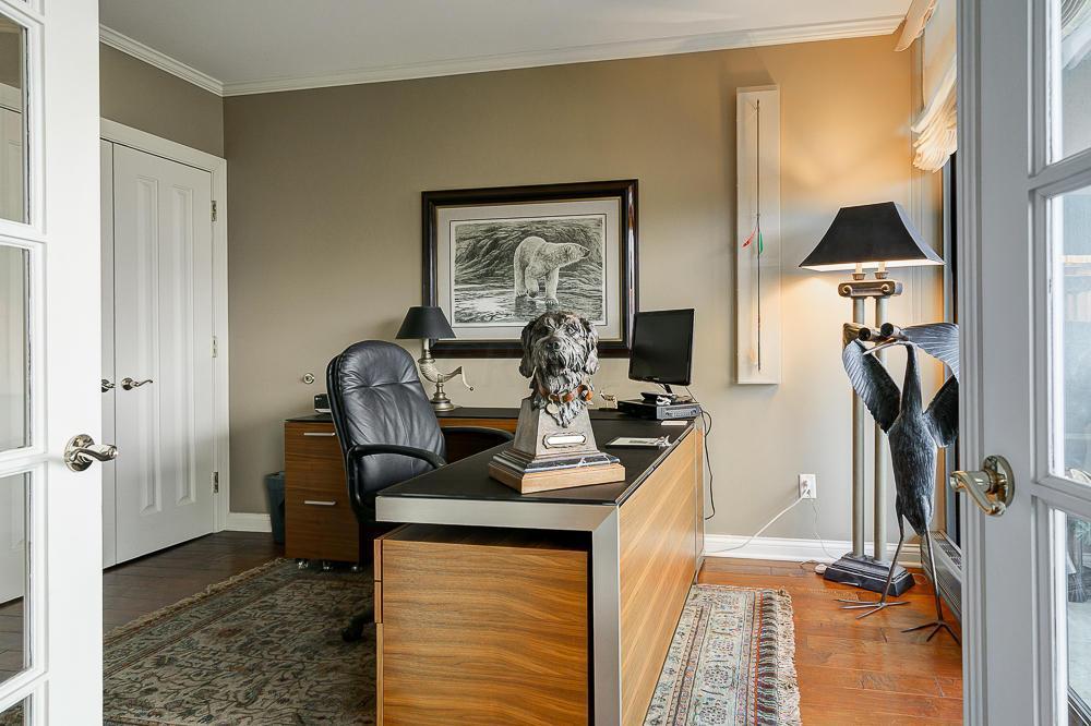 1410 Miranova Place John s office — Postimages