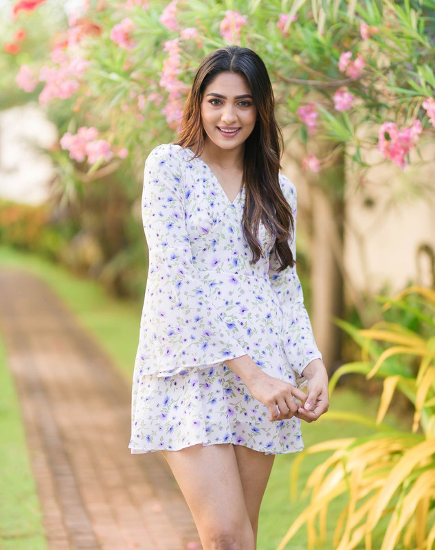 15 Copy — Postimages