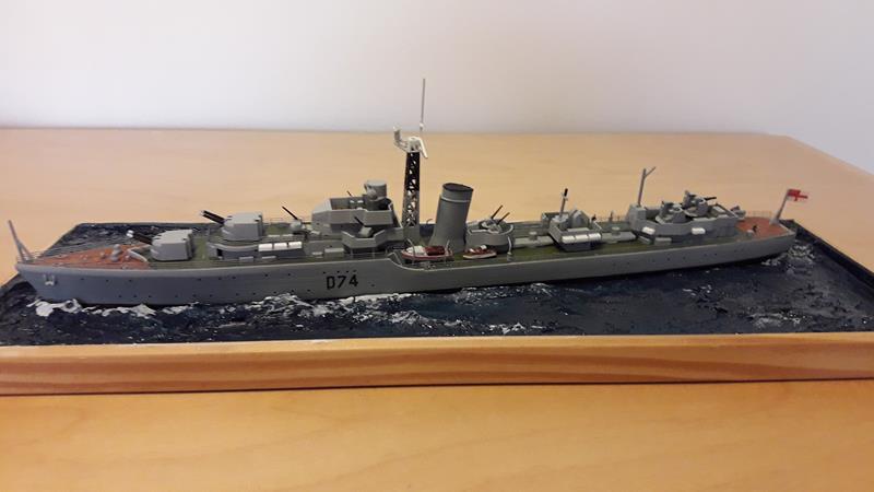 Frog Battle Class Destroyer: HMS Hogue D74 - Ready for Inspection ...