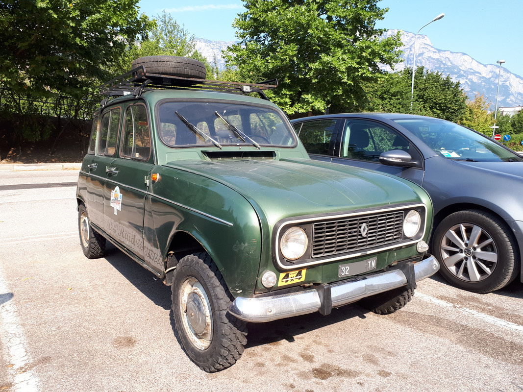 Galleria di Targhenere.net - : Renault 4 Sinpar 4x4