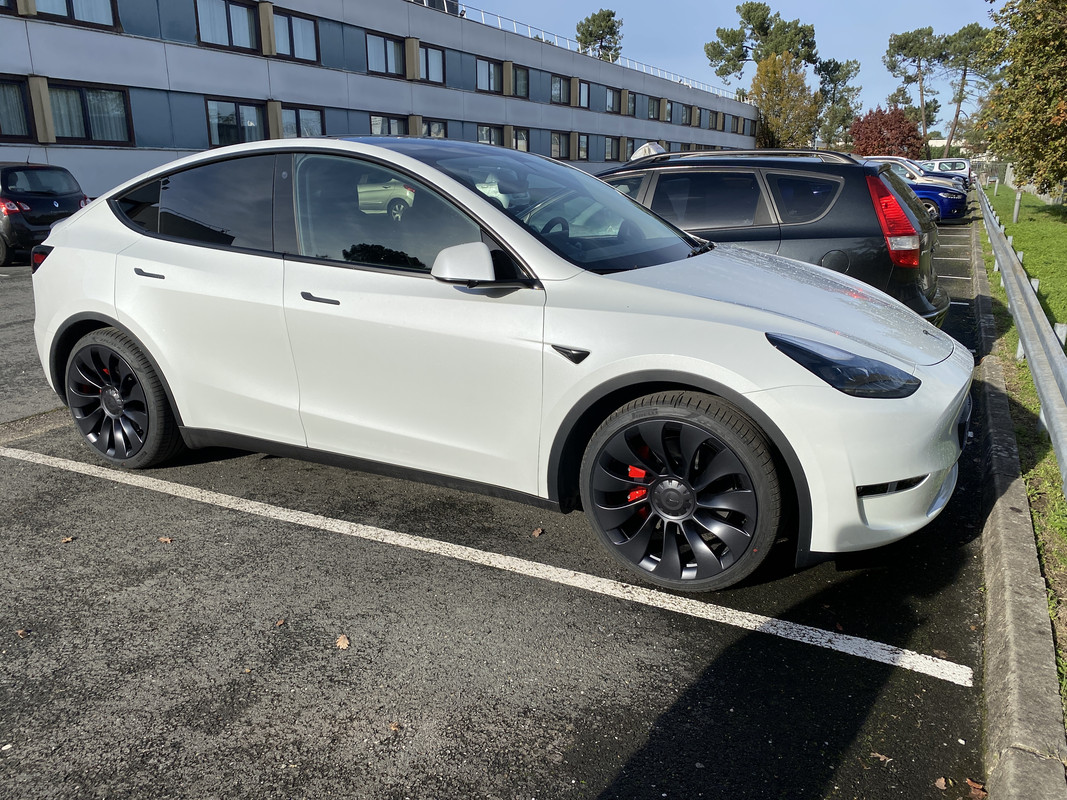 0 B9 D0 DA3 F5 F5 4604 80 D2 73 E45 E9 ABE1 E — Postimages