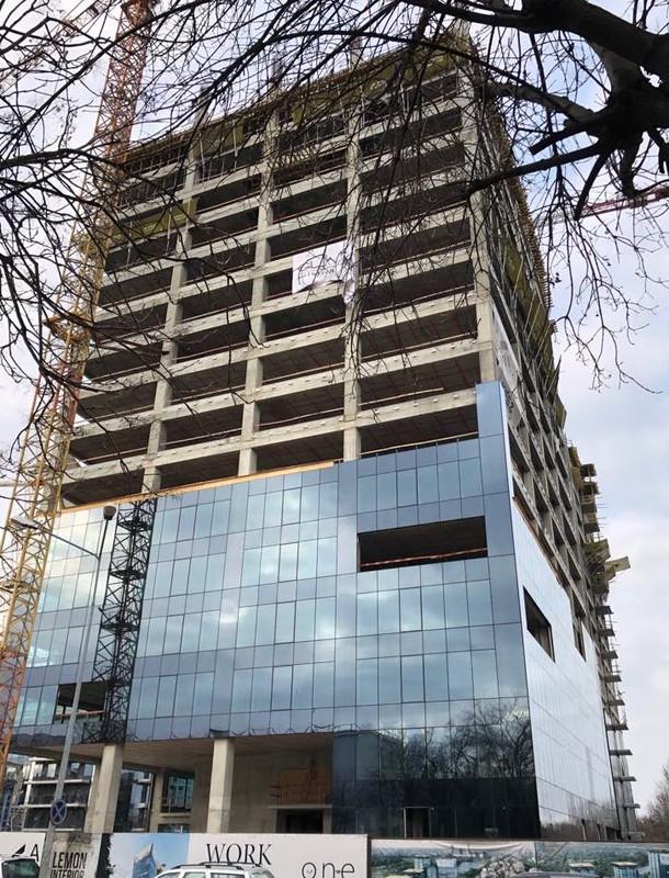 one Tower — Postimages