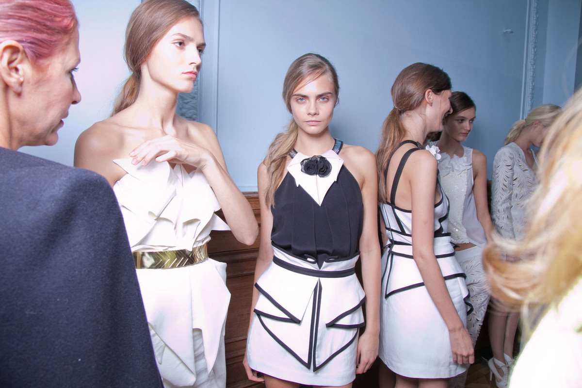 x Sass Bide Spring 2013 Backstage Bh B02 UZa Y Vx — Postimages