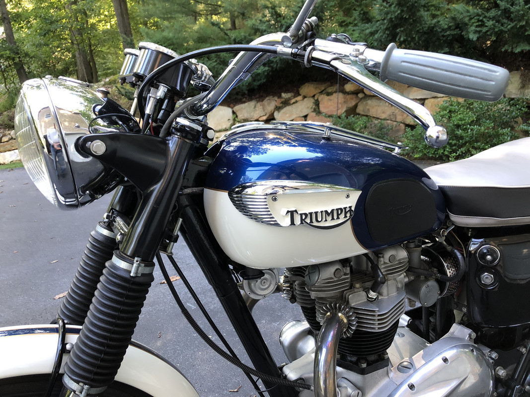 POST A PIC OF YOUR TRIUMPH (restoration project) - Britbike forum