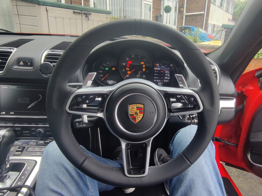 Steering wheel upgrade done - 981 - www.BoXa.net