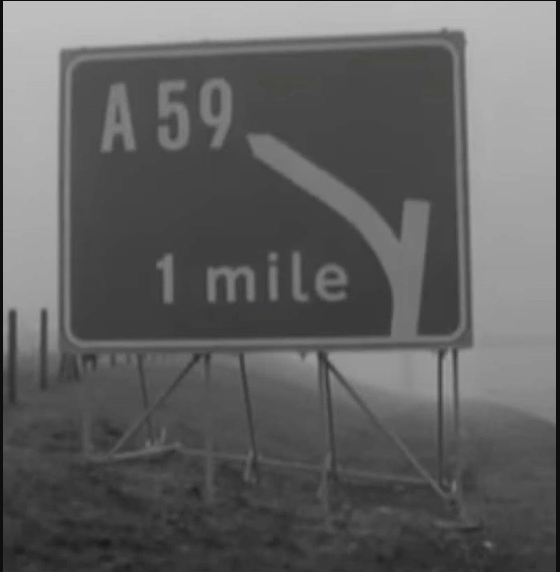 Wonky arrow signs - when were they phased out? - Page 2 - SABRE