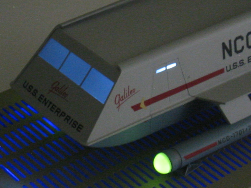 Polar Lights Star Trek Galileo Shuttle - Ready for Inspection - SF ...