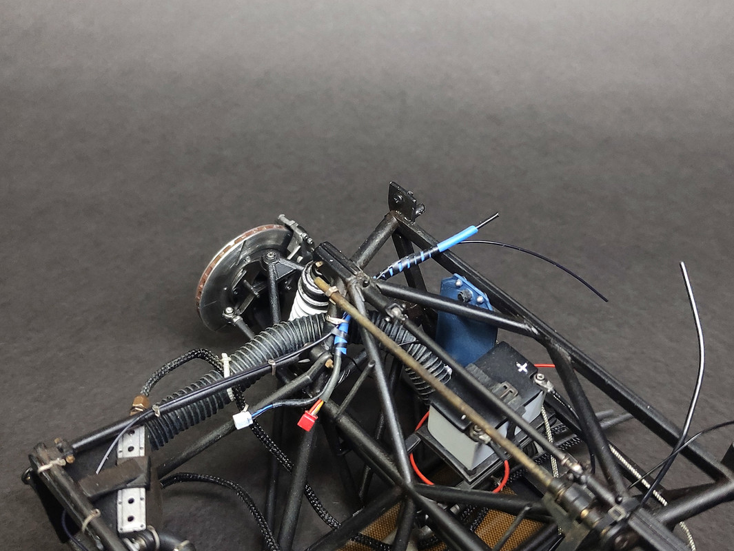 L037 220 — Postimages