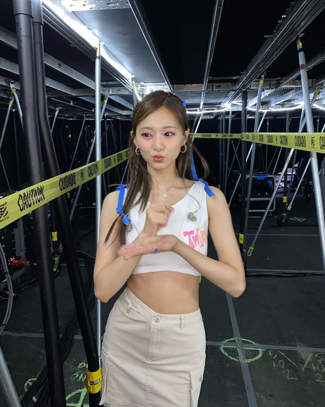 2023 06 15 thinkaboutzu post 8 — Postimages