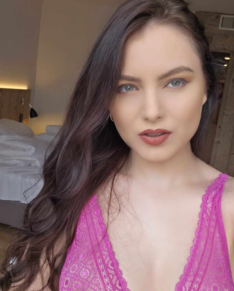 pinktouch 1 — Postimages