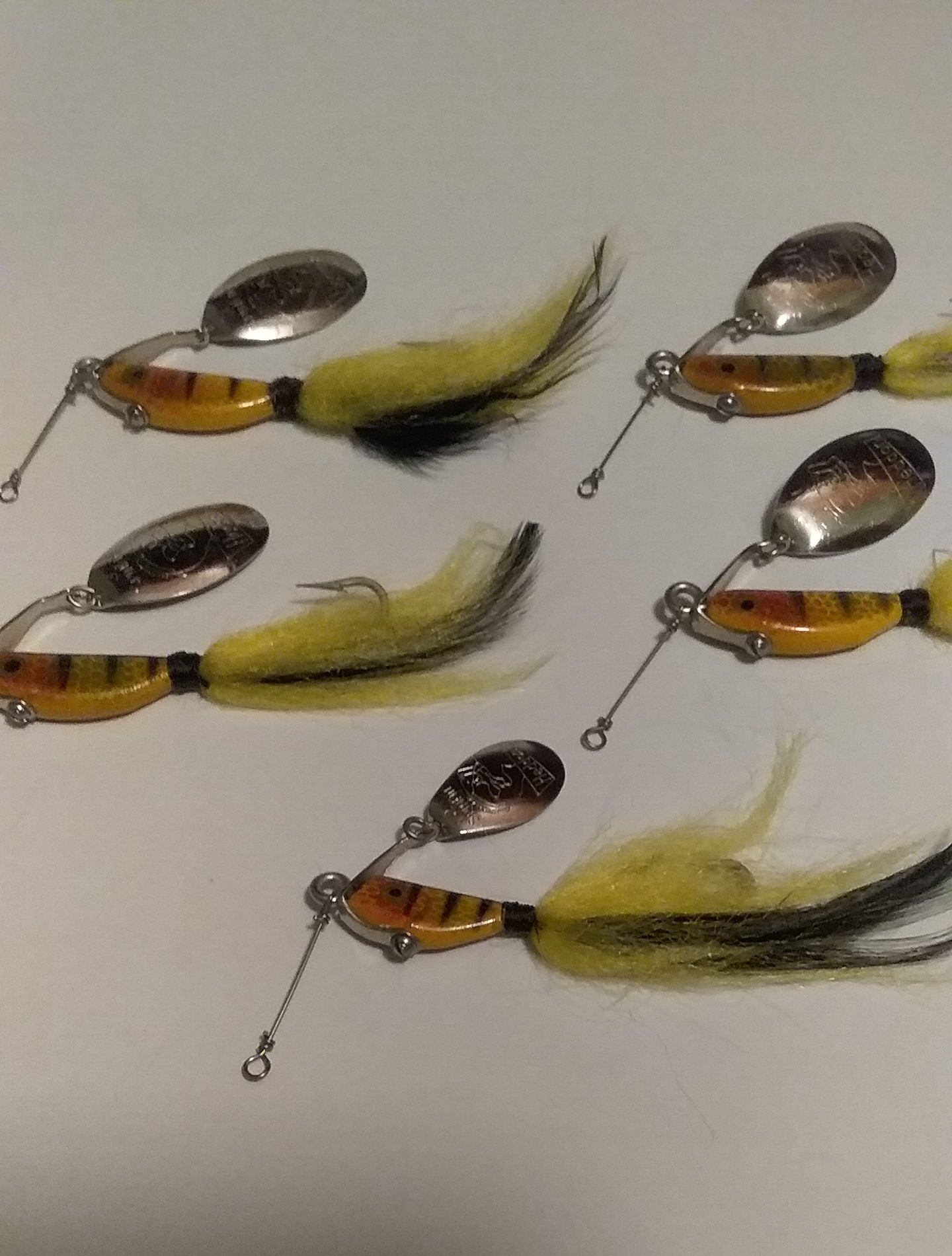 facing left — Postimages