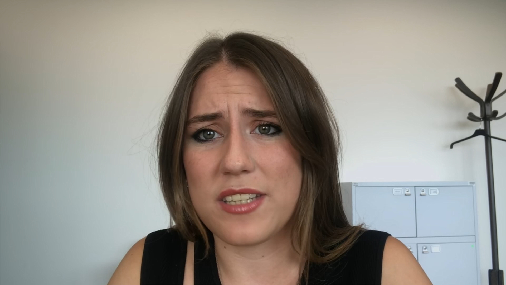 Online Abuse Why Do You Hate Me Panorama 20211018 19302000 ts snapshot ...