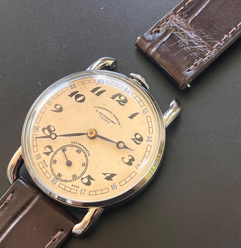 Tram Croc Apart — Postimages