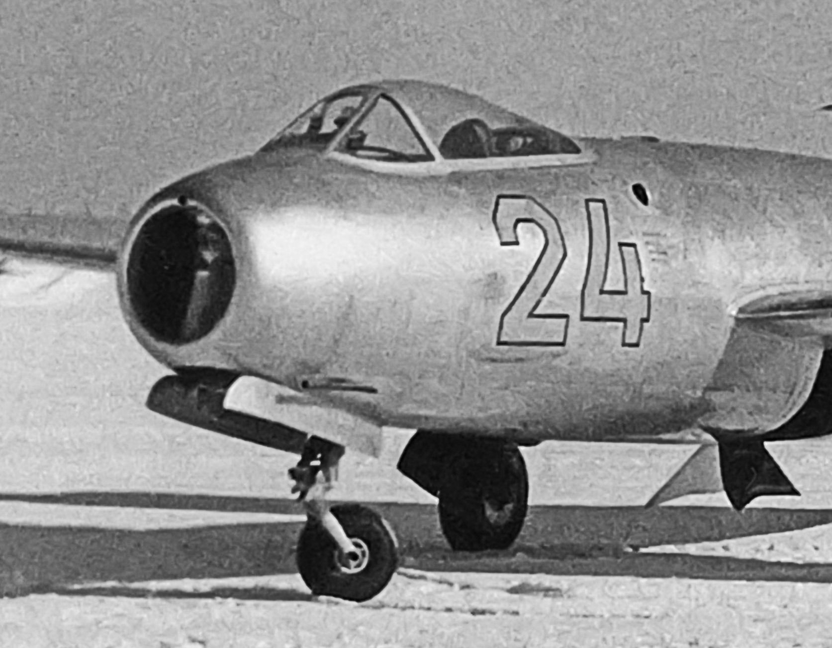 Yak 19(24) 1 — Postimages