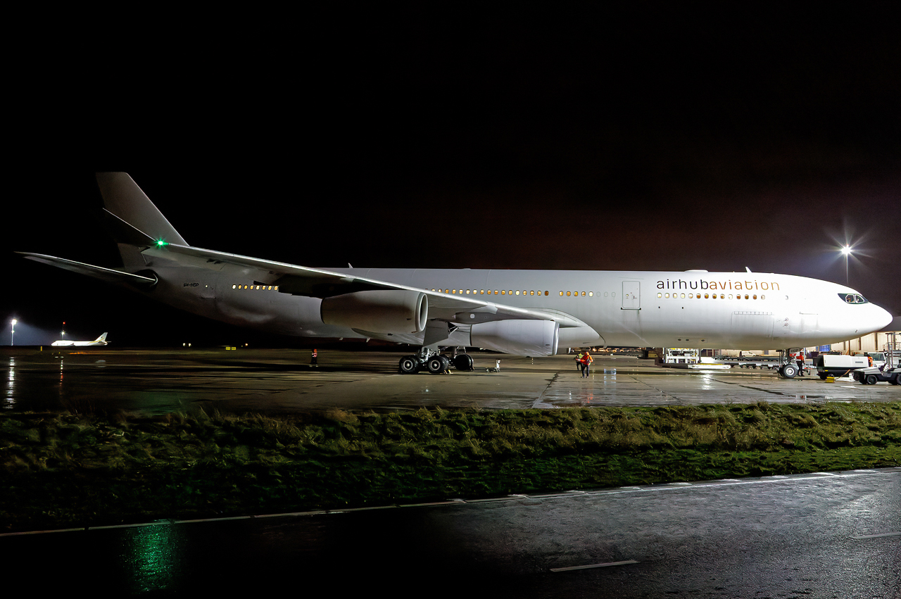 Q33 A3567 CR2 Dx O Gross 2 fertig — Postimages