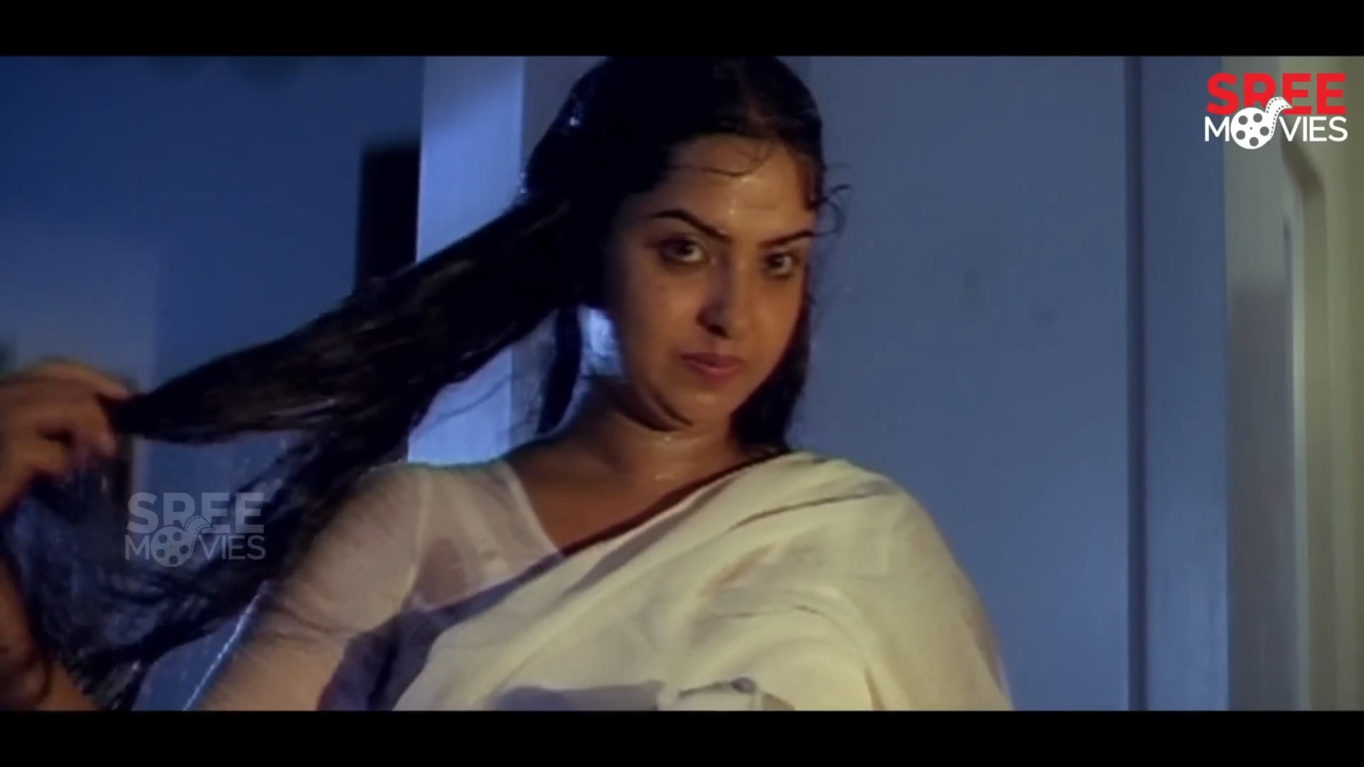 Hot scenes of an aunty and mayuri from summer palace mp4 snapshot 00 34 182 — Postimages