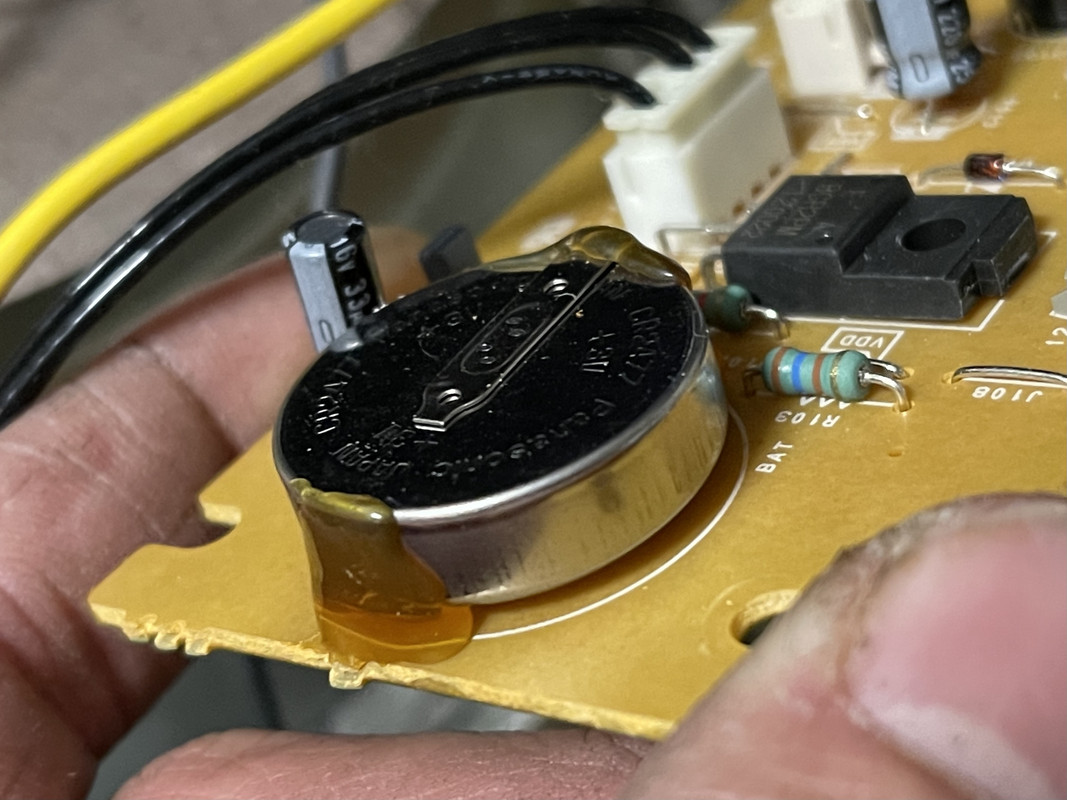 54 D580 FC F728 49 A0 B5 AE 3 E9 C60481 B27 — Postimages