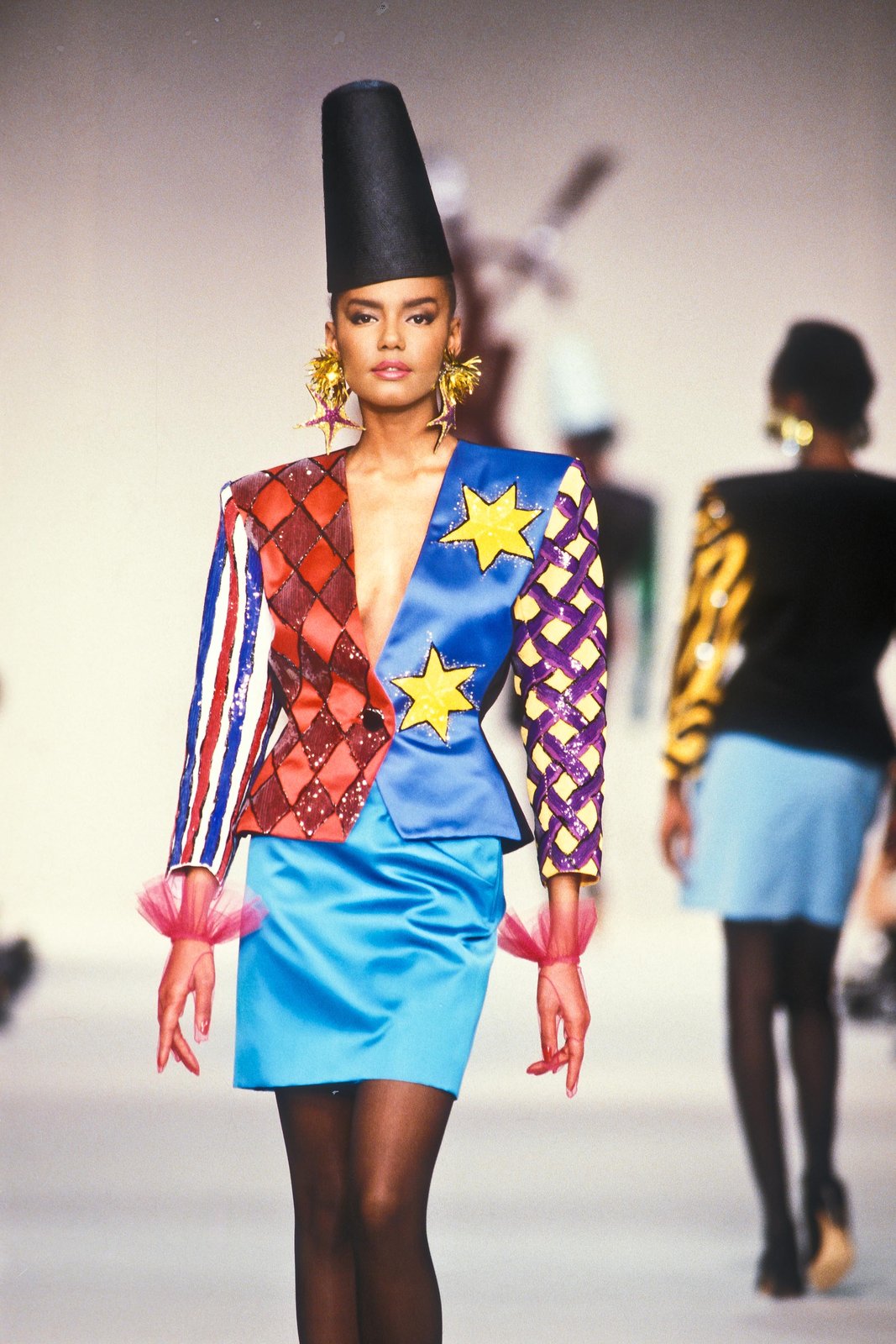 Fashion Classic: Yves Saint LAURENT Spring/Summer 1988 | Page 2 ...