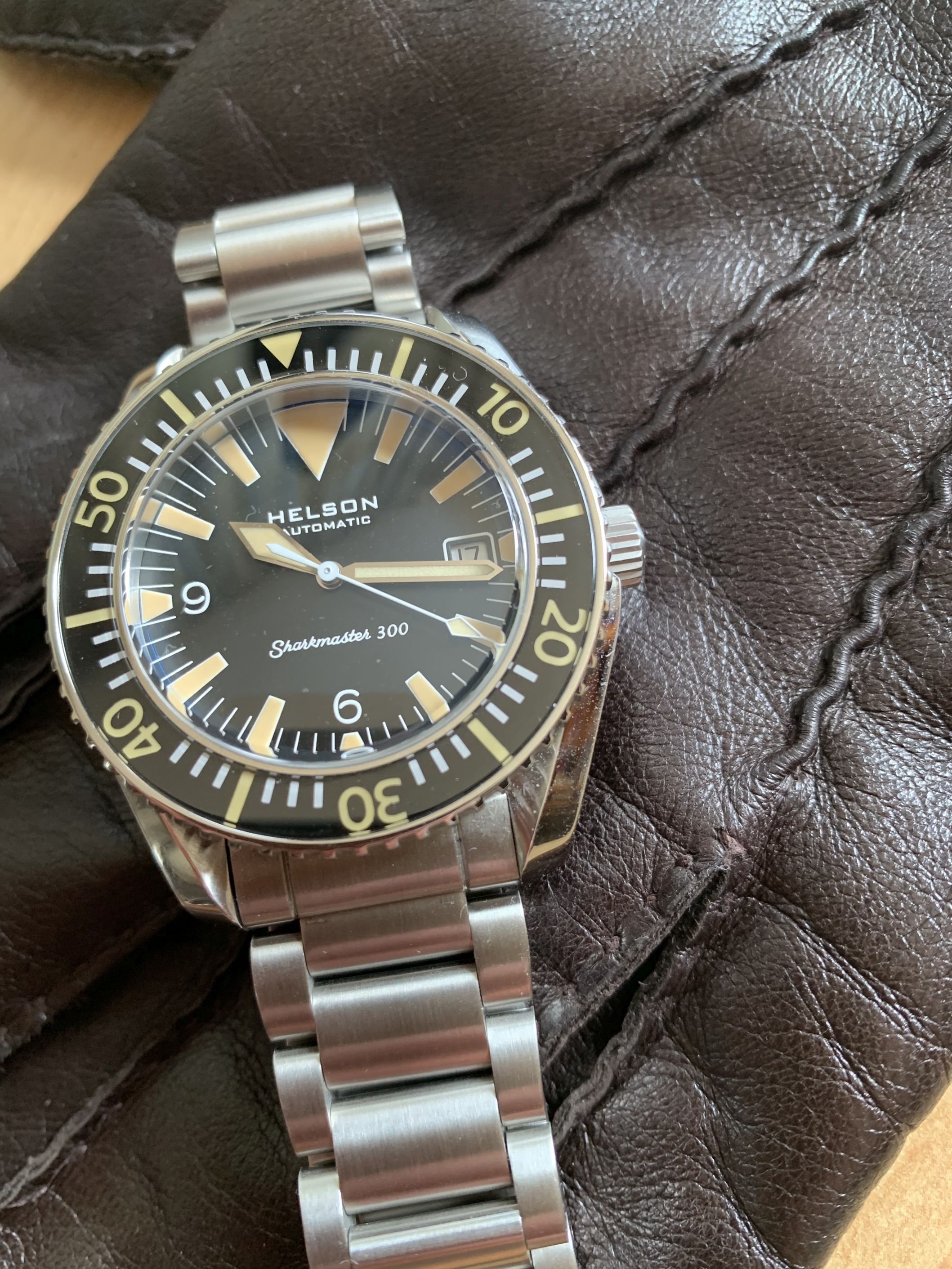 Helson Sharkmaster 300 (EU) | WatchUSeek Watch Forums