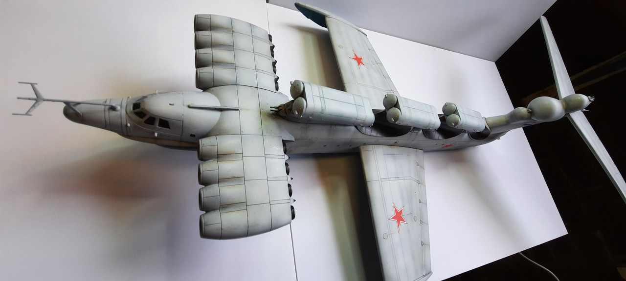 Takom 1/144, MD-160 Lun-class Ekranoplan, The love child of Dumbo and ...