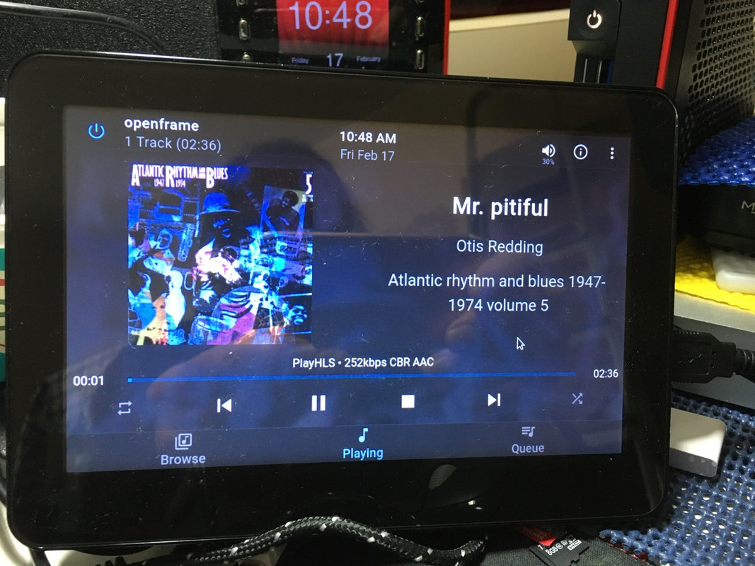 Material Skin Joggler — Postimages