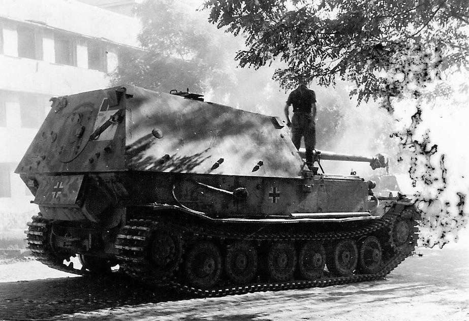 Le Panzerjager Tiger (p) Elefant 88mm d Aberdeen