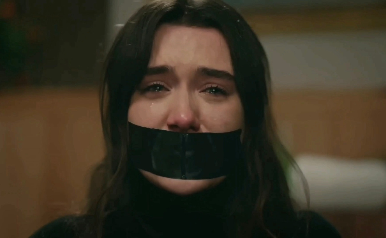 Screenshot 20250504 234457 Video Player — Postimages