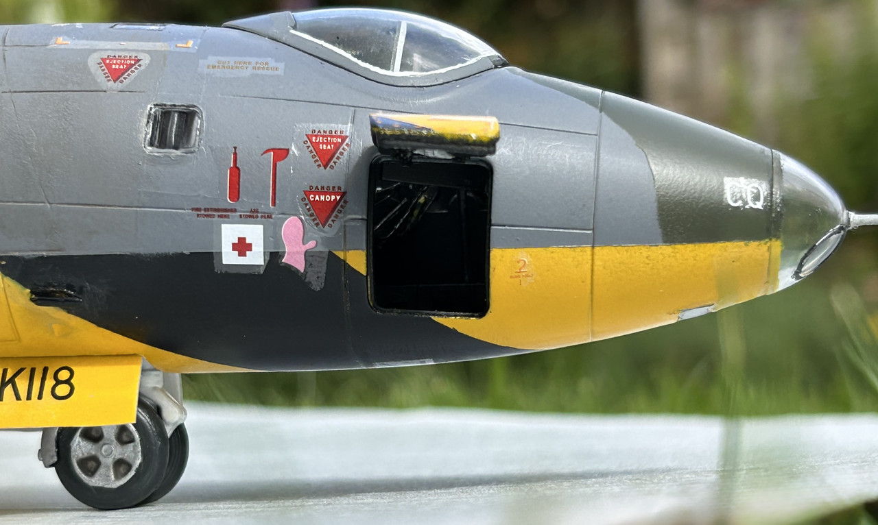 EE Canberra TT.18, WK118/CQ, No. 100 Sqn, RAF Wyton, 1986 - Ready for ...