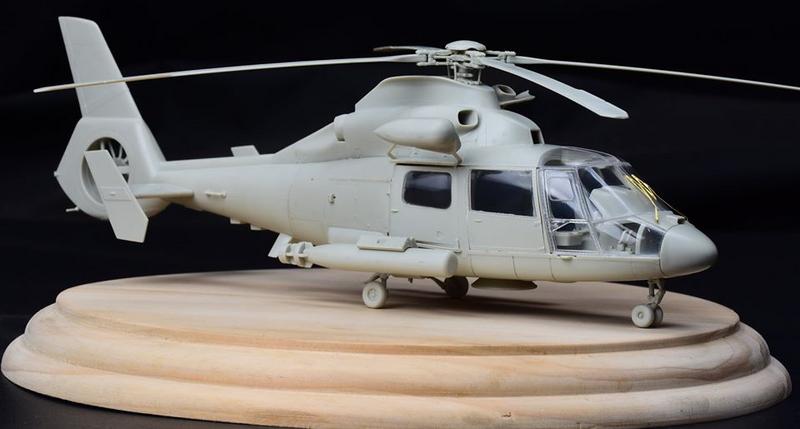 1/48 - Eurocopter SA.365F/AS.565SA Dauphin 2 by Kitty Hawk - released ...
