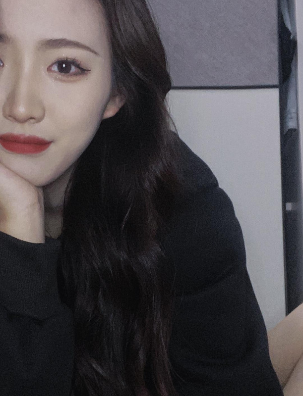 a (44) — Postimages