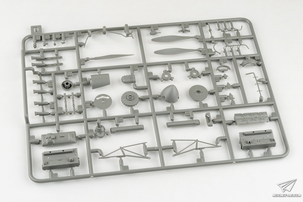 1/35 - Supermarine Spitfire Mk.Vb by Border Model - released - Page 2 ...